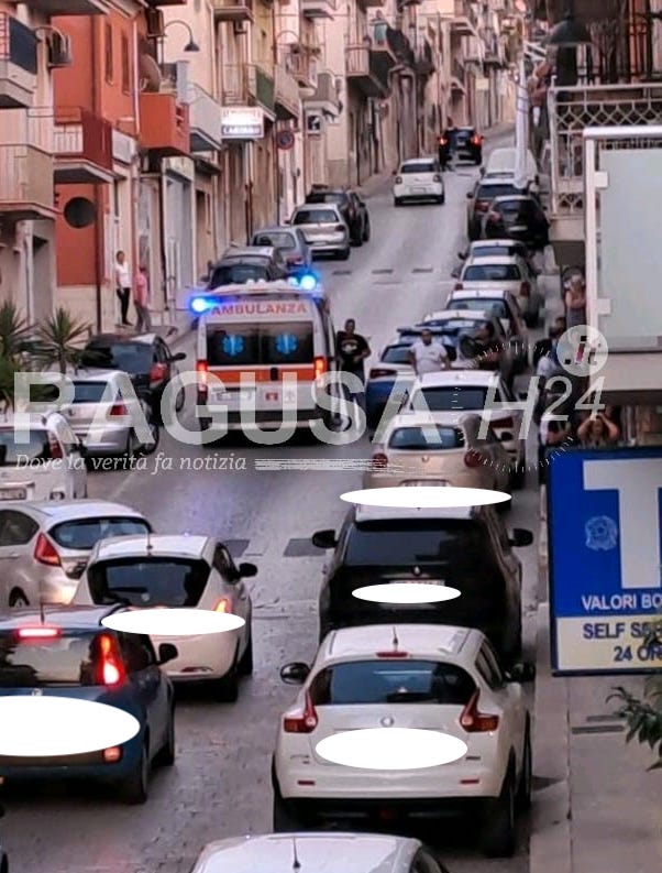 Cade da un sottotetto in via Amato, grave giovane comisano - Comiso News